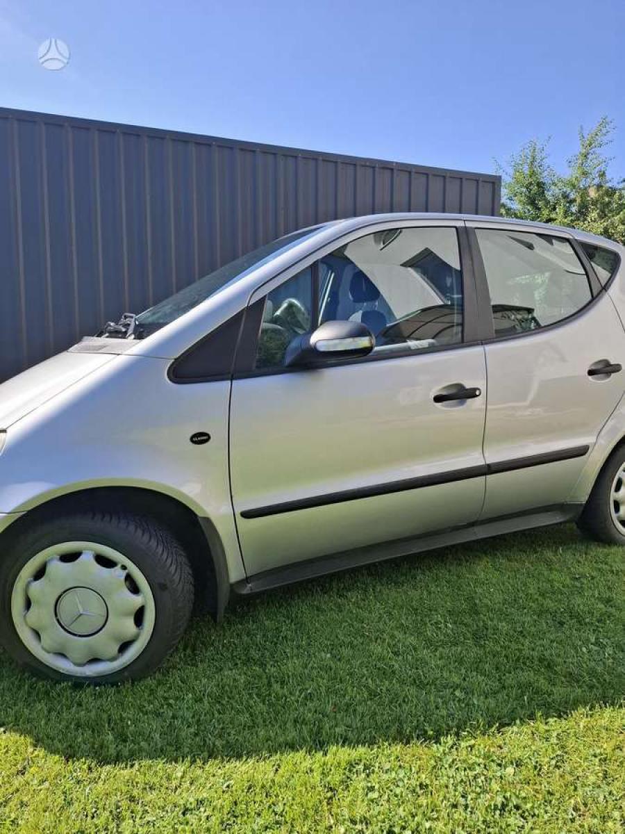 Grey Mercedes-Benz A 160 2004 in Vilnius, with an engine capacity of 1.60 L and mileage of 158 thousand km for 1300 €, photo 12 on AUTOMOTO.COM.LV