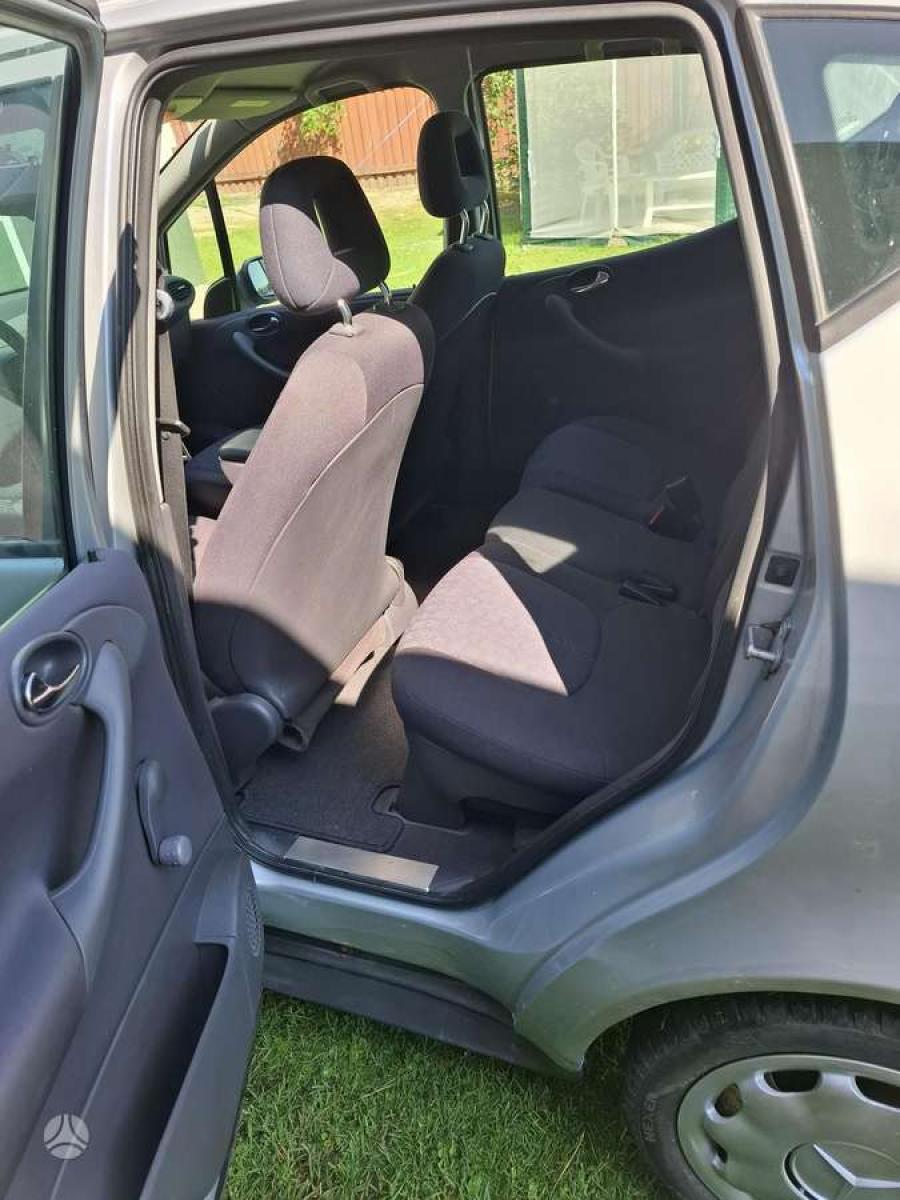 Grey Mercedes-Benz A 160 2004 in Vilnius, with an engine capacity of 1.60 L and mileage of 158 thousand km for 1300 €, photo 18 on AUTOMOTO.COM.LV