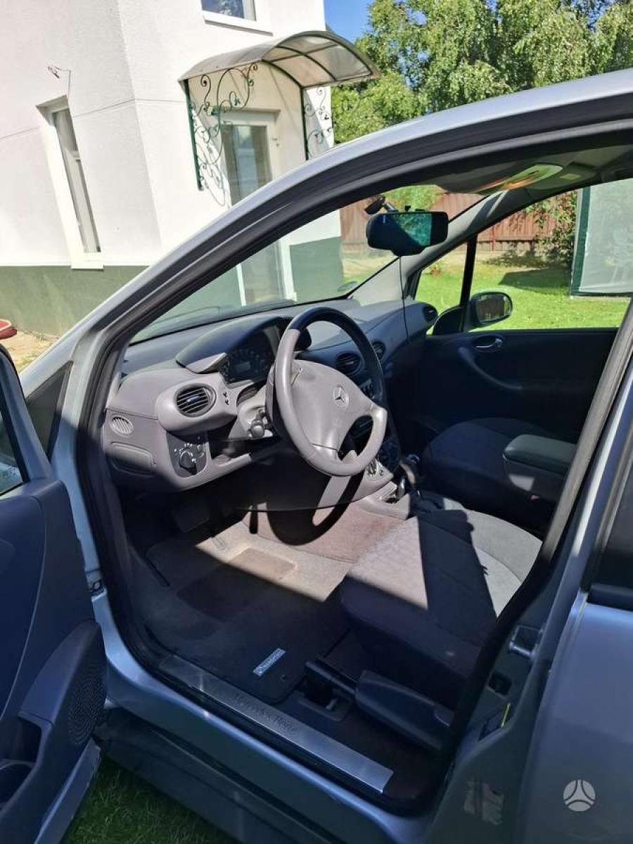 Grey Mercedes-Benz A 160 2004 in Vilnius, with an engine capacity of 1.60 L and mileage of 158 thousand km for 1300 €, photo 19 on AUTOMOTO.COM.LV