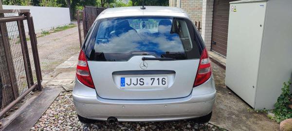 Grey Mercedes-Benz A 160 2005 in Siauliai, with an engine capacity of 1.99 L and mileage of 273 thousand km for 1500 €, photo 6 on AUTOMOTO.COM.LV