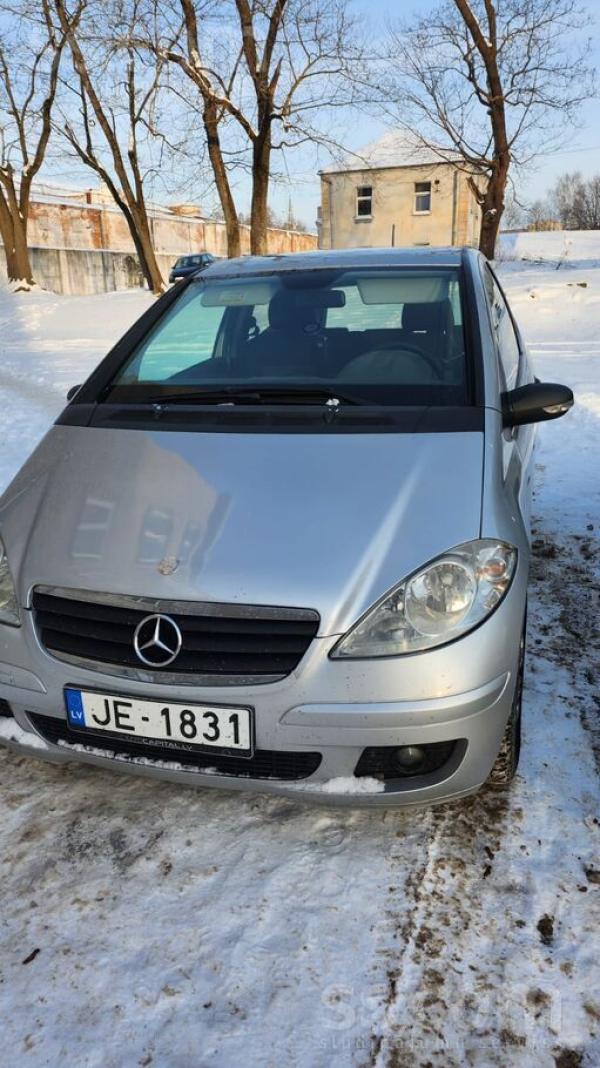 Pelēks Mercedes-Benz A 160 2006 Daugavpils, ar dzinēja tilpumu 2.00 L un nobraukumu 354 tūkst. km par 1100 €, foto 1 vietnē AUTOMOTO.COM.LV
