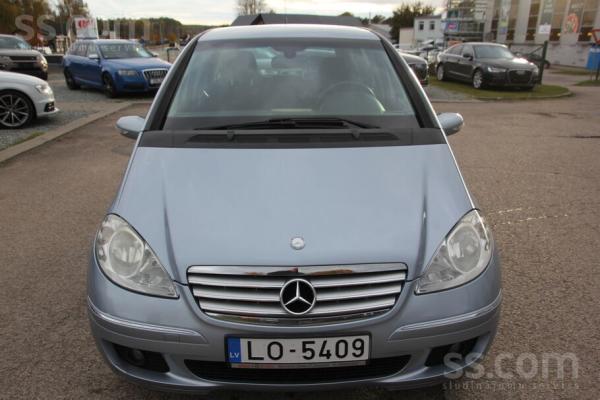 Pelēks Mercedes-Benz A 160 2007 Tukums, ar dzinēja tilpumu 2.00 L un nobraukumu 293 tūkst. km par 1990 €, foto 11 vietnē AUTOMOTO.COM.LV