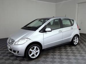 Pelēks Mercedes-Benz A 160 2009 Tallina, ar dzinēja tilpumu 1.50 L un nobraukumu 235 tūkst. km par 1699 €, foto 10 vietnē AUTOMOTO.COM.LV