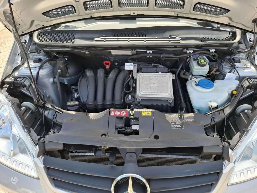 Pelēks Mercedes-Benz A 160 2009 Radviliškis, ar dzinēja tilpumu 1.50 L un nobraukumu 181 tūkst. km par 2600 €, foto 15 vietnē AUTOMOTO.COM.LV
