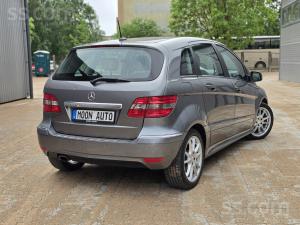 Grey Mercedes-Benz A 160 2010 in Liepaja, with an engine capacity of 1.50 L and mileage of 243 thousand km for 3490 €, photo 3 on AUTOMOTO.COM.LV