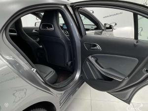 Pelēks Mercedes-Benz A 160 2015 Viļņa, ar dzinēja tilpumu 1.46 L un nobraukumu 99 tūkst. km par 8500 €, foto 14 vietnē AUTOMOTO.COM.LV