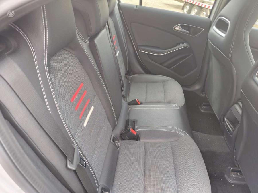 Grey Mercedes-Benz A 160 2017 in Kaunas, with an engine capacity of 1.60 L and mileage of 90 thousand km for 5500 €, photo 5 on AUTOMOTO.COM.LV