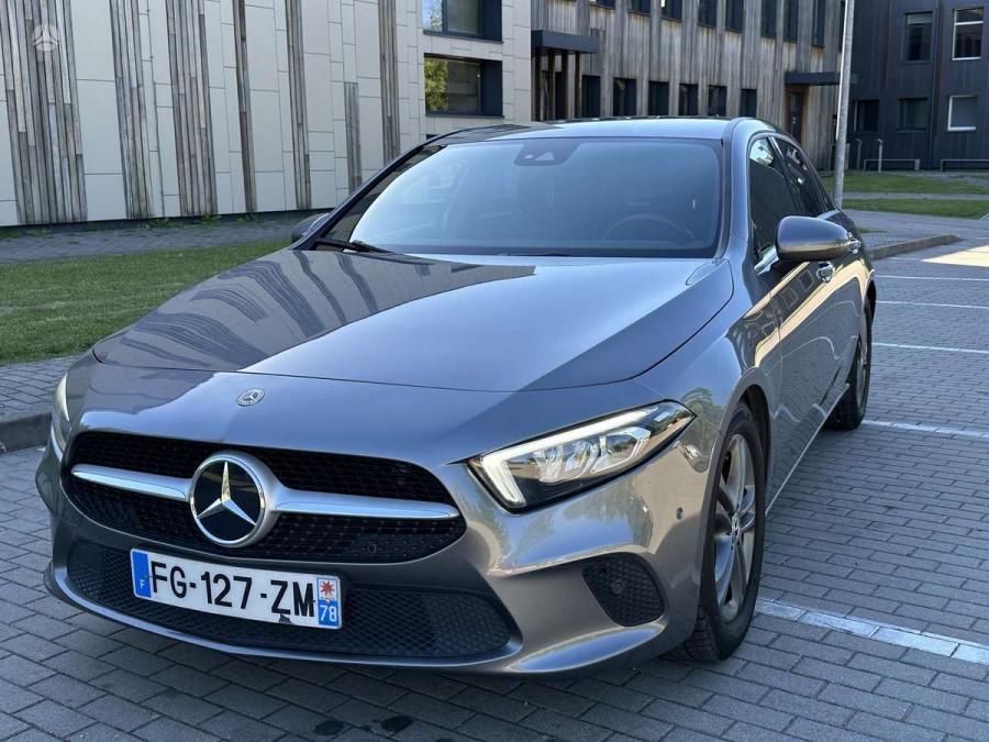 Pelēks Mercedes-Benz A 160 2019 Tauragė, ar dzinēja tilpumu 1.33 L un nobraukumu 43 tūkst. km par 15300 €, foto 1 vietnē AUTOMOTO.COM.LV