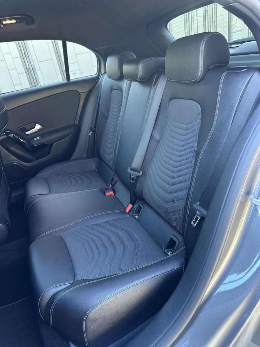 Pelēks Mercedes-Benz A 160 2019 Tauragė, ar dzinēja tilpumu 1.33 L un nobraukumu 43 tūkst. km par 15300 €, foto 21 vietnē AUTOMOTO.COM.LV