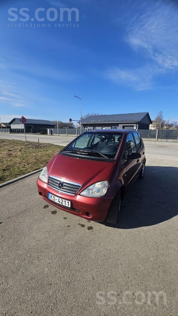 Mercedes-Benz A 160 1999 in Riga, with an engine capacity of 1.60 L and mileage of 241 thousand km for 1250 €, photo 1 on AUTOMOTO.COM.LV