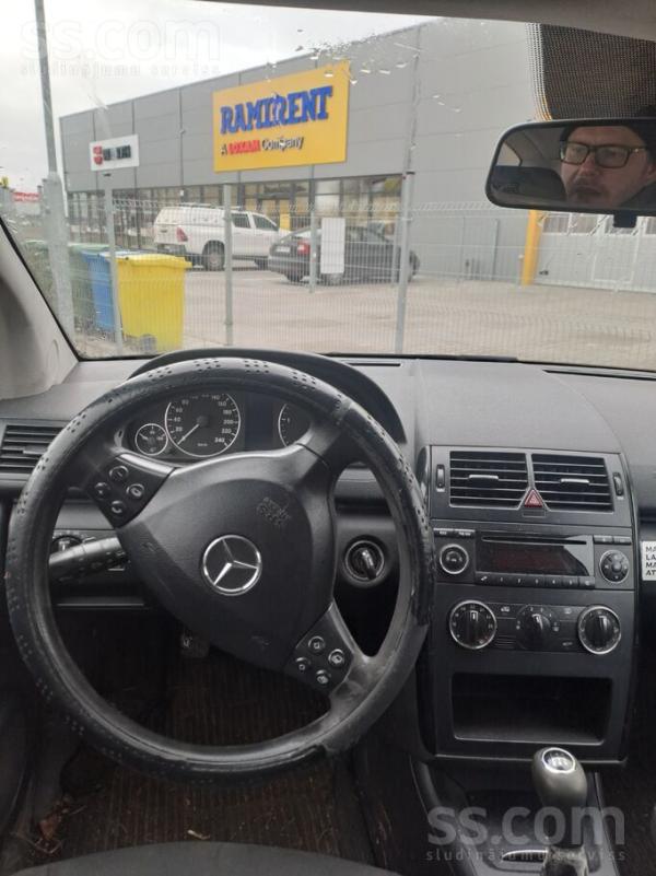 Mercedes-Benz A 160 2006 Jēkabpils, ar dzinēja tilpumu 2.00 L un nobraukumu 353 tūkst. km par 550 €, foto 5 vietnē AUTOMOTO.COM.LV