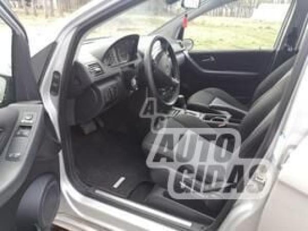 Mercedes-Benz A 160 2006 in Kaunas, with an engine capacity of 2.00 L and mileage of 349 thousand km for 1550 €, photo 4 on AUTOMOTO.COM.LV