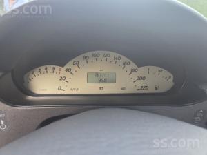 Sarkans Mercedes-Benz A 160 1998 Bauska, ar dzinēja tilpumu 1.60 L un nobraukumu 0 tūkst. km par 380 €, foto 7 vietnē AUTOMOTO.COM.LV