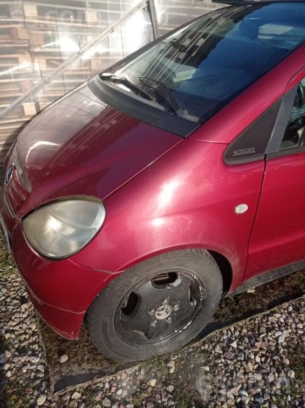 Sarkans Mercedes-Benz A 160 2001 Tukums, ar dzinēja tilpumu 1.60 L un nobraukumu 305 tūkst. km par 250 €, foto 2 vietnē AUTOMOTO.COM.LV