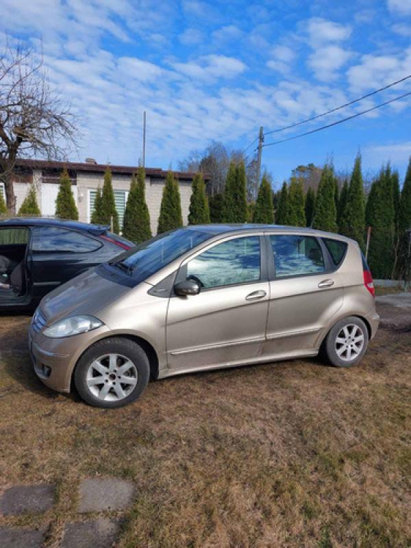 Mercedes-Benz A 160 2005 Tallina, ar dzinēja tilpumu 60.00 L un nobraukumu 171 tūkst. km par 1500 €, foto 1 vietnē AUTOMOTO.COM.LV