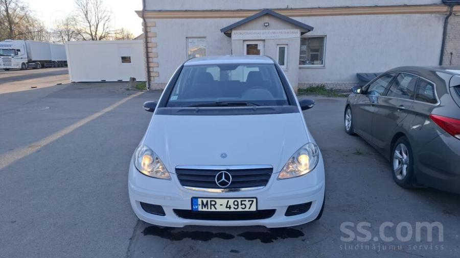 Balts Mercedes-Benz A 160 2004 Rīga, ar dzinēja tilpumu 2.00 L un nobraukumu 282 tūkst. km par 1770 €, foto 7 vietnē AUTOMOTO.COM.LV