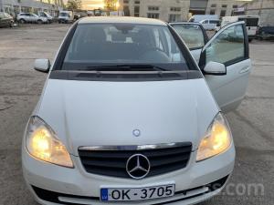 Белый Мерседес А 160 2010 в Рига, объемом двигателя 1.50 л и пробегом 0 тыс. км за 2950 €, фото 3 на AUTOMOTO.COM.LV