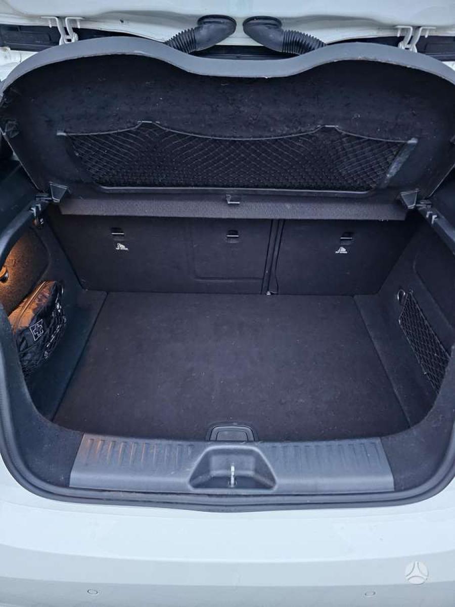 Balts Mercedes-Benz A 160 2016 Kauņa, ar dzinēja tilpumu 1.60 L un nobraukumu 108 tūkst. km par 12500 €, foto 22 vietnē AUTOMOTO.COM.LV