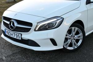 White Mercedes-Benz A 160 2017 in Kretinga, with an engine capacity of 1.60 L and mileage of 43 thousand km for 15999 €, photo 4 on AUTOMOTO.COM.LV