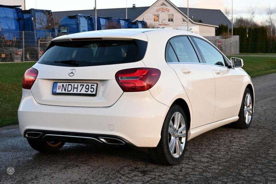 White Mercedes-Benz A 160 2017 in Kretinga, with an engine capacity of 1.60 L and mileage of 43 thousand km for 15999 €, photo 10 on AUTOMOTO.COM.LV