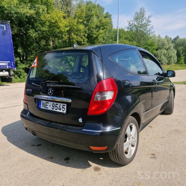 Black Mercedes-Benz A 170 2008 in Riga, with an engine capacity of 1.70 L and mileage of 223 thousand km for 2200 €, photo 4 on AUTOMOTO.COM.LV