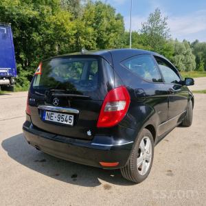 Черный Мерседес А 170 2008 в Рига, объемом двигателя 1.70 л и пробегом 223 тыс. км за 2200 €, фото 5 на AUTOMOTO.COM.LV