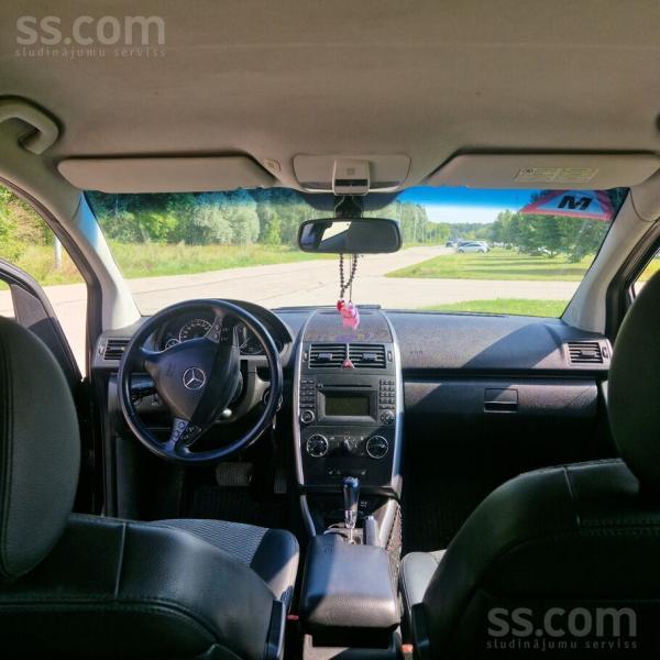Black Mercedes-Benz A 170 2008 in Riga, with an engine capacity of 1.70 L and mileage of 223 thousand km for 2200 €, photo 6 on AUTOMOTO.COM.LV