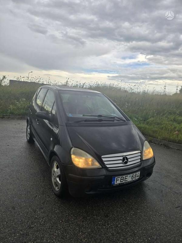 Melns Mercedes-Benz A 170 2000 Viļņa, ar dzinēja tilpumu 1.69 L un nobraukumu 259 tūkst. km par 1000 €, foto 3 vietnē AUTOMOTO.COM.LV