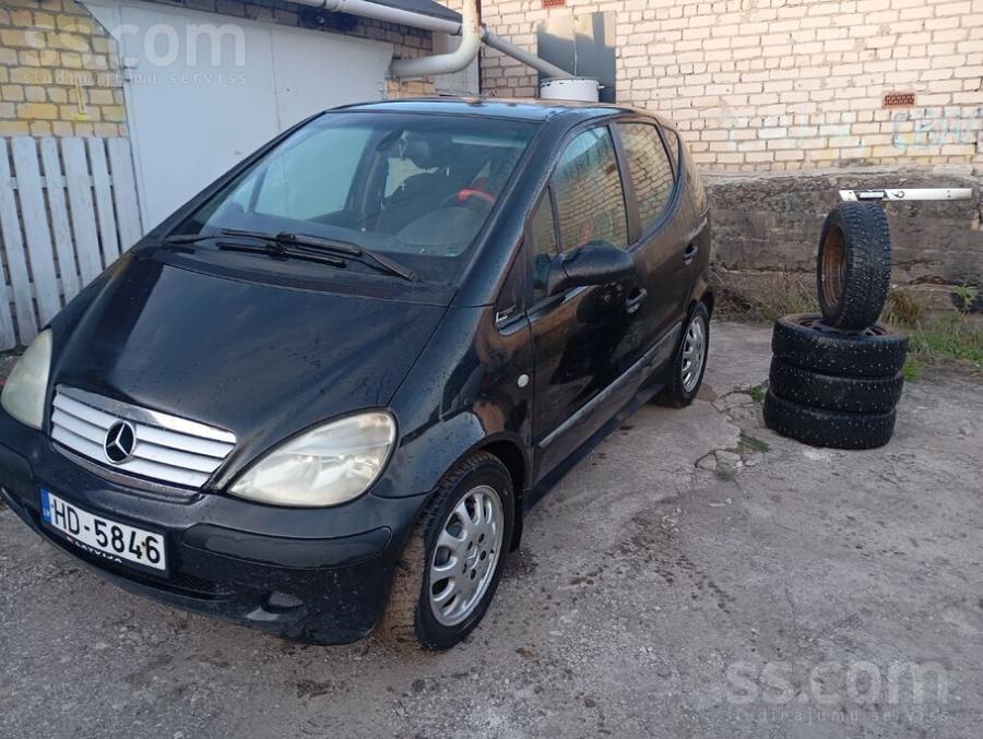 Melns Mercedes-Benz A 170 2001 Daugavpils, ar dzinēja tilpumu 1.70 L un nobraukumu 333 tūkst. km par 750 €, foto 1 vietnē AUTOMOTO.COM.LV