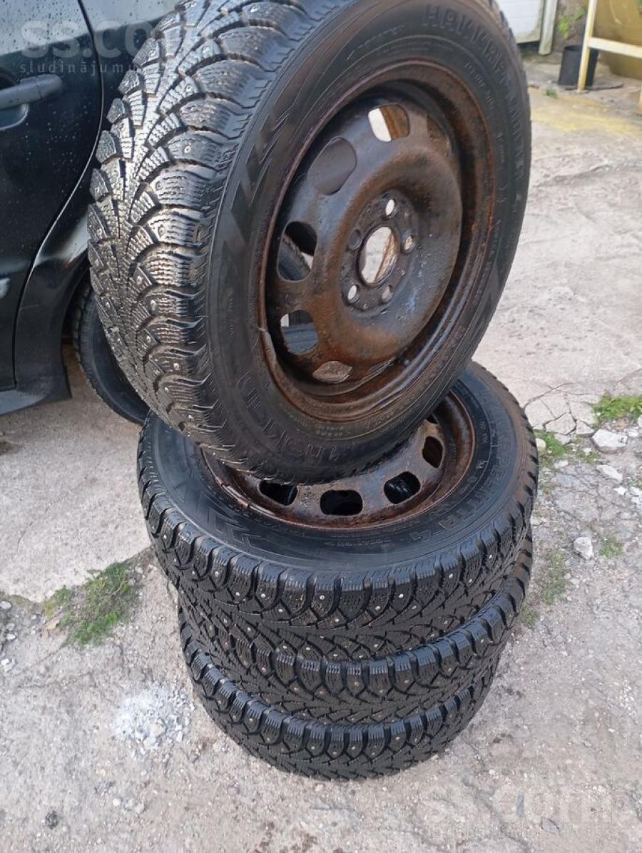 Melns Mercedes-Benz A 170 2001 Daugavpils, ar dzinēja tilpumu 1.70 L un nobraukumu 333 tūkst. km par 750 €, foto 3 vietnē AUTOMOTO.COM.LV