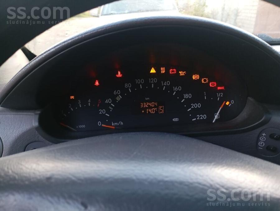 Melns Mercedes-Benz A 170 2001 Daugavpils, ar dzinēja tilpumu 1.70 L un nobraukumu 333 tūkst. km par 750 €, foto 5 vietnē AUTOMOTO.COM.LV