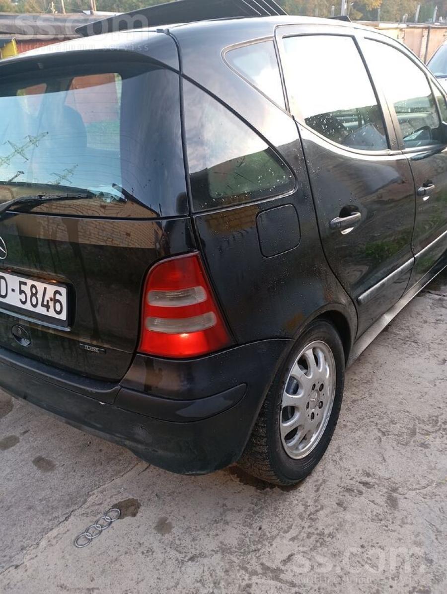 Melns Mercedes-Benz A 170 2001 Daugavpils, ar dzinēja tilpumu 1.70 L un nobraukumu 333 tūkst. km par 750 €, foto 9 vietnē AUTOMOTO.COM.LV