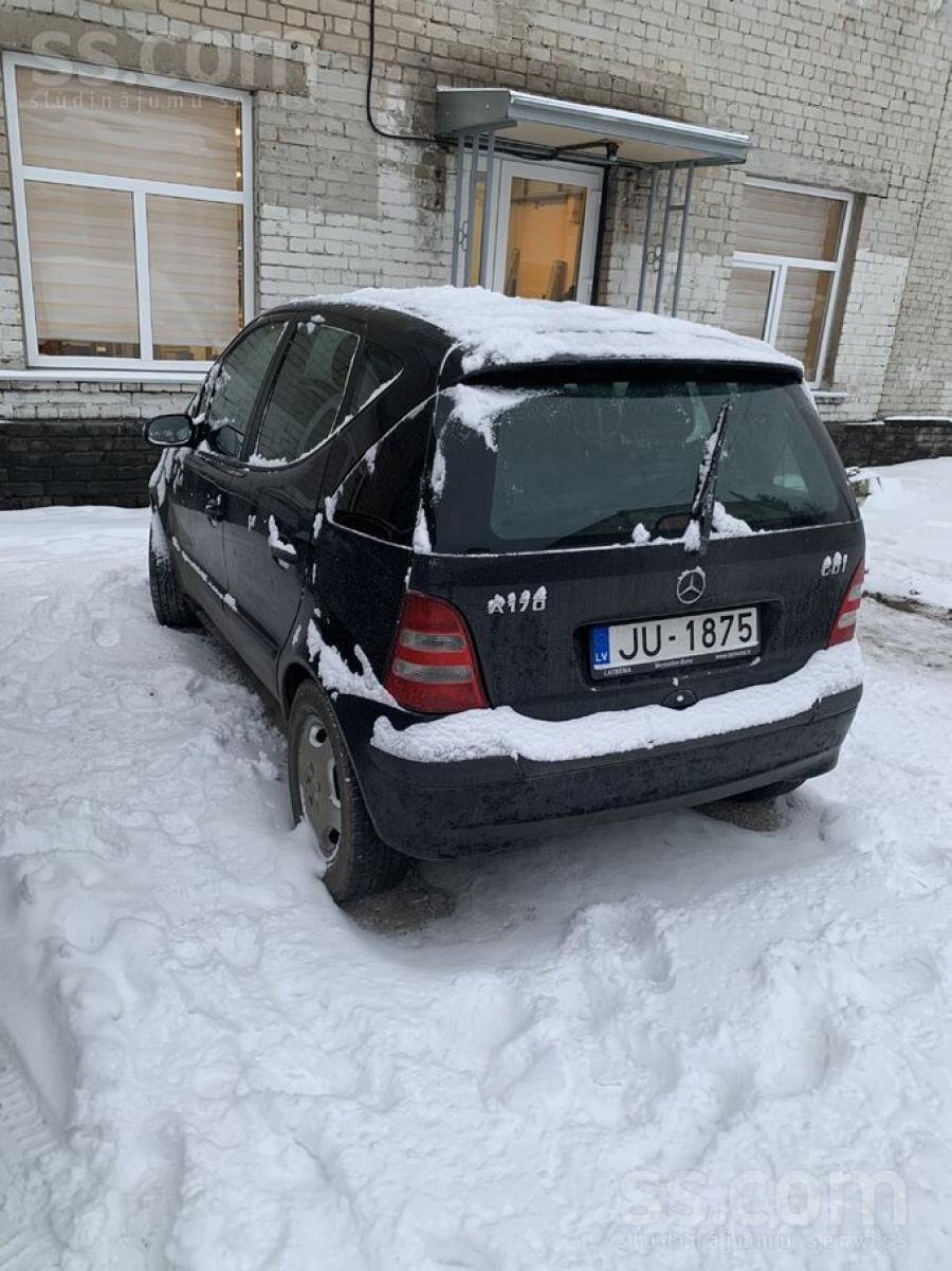 Melns Mercedes-Benz A 170 2003 Rīga, ar dzinēja tilpumu 1.70 L un nobraukumu 263 tūkst. km par 600 €, foto 2 vietnē AUTOMOTO.COM.LV
