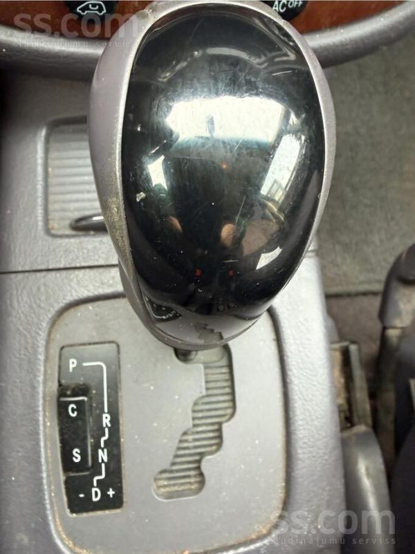 Black Mercedes-Benz A 170 2003 in Talsi, with an engine capacity of 1.60 L and mileage of 293 thousand km for 2370 €, photo 2 on AUTOMOTO.COM.LV