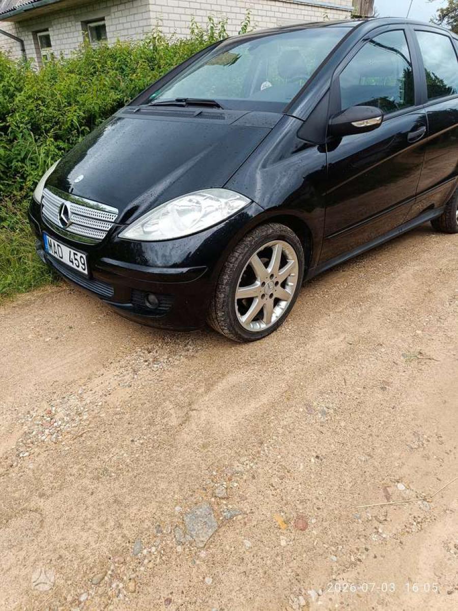 Melns Mercedes-Benz A 170 2006 Viļņa, ar dzinēja tilpumu 1.70 L un nobraukumu 168 tūkst. km par 1750 €, foto 4 vietnē AUTOMOTO.COM.LV