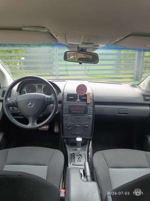 Melns Mercedes-Benz A 170 2006 Viļņa, ar dzinēja tilpumu 1.70 L un nobraukumu 168 tūkst. km par 1750 €, foto 5 vietnē AUTOMOTO.COM.LV