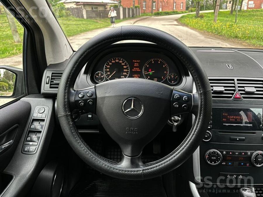 Black Mercedes-Benz A 170 2007 in Riga, with an engine capacity of 1.70 L and mileage of 0 thousand km for 2899 €, photo 13 on AUTOMOTO.COM.LV