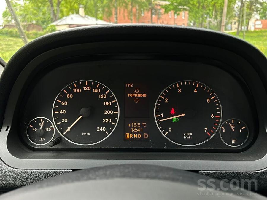 Black Mercedes-Benz A 170 2007 in Riga, with an engine capacity of 1.70 L and mileage of 0 thousand km for 2899 €, photo 14 on AUTOMOTO.COM.LV