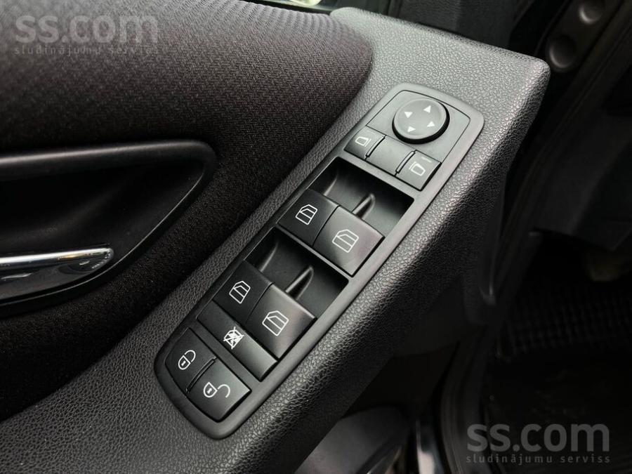 Black Mercedes-Benz A 170 2007 in Riga, with an engine capacity of 1.70 L and mileage of 0 thousand km for 2899 €, photo 17 on AUTOMOTO.COM.LV
