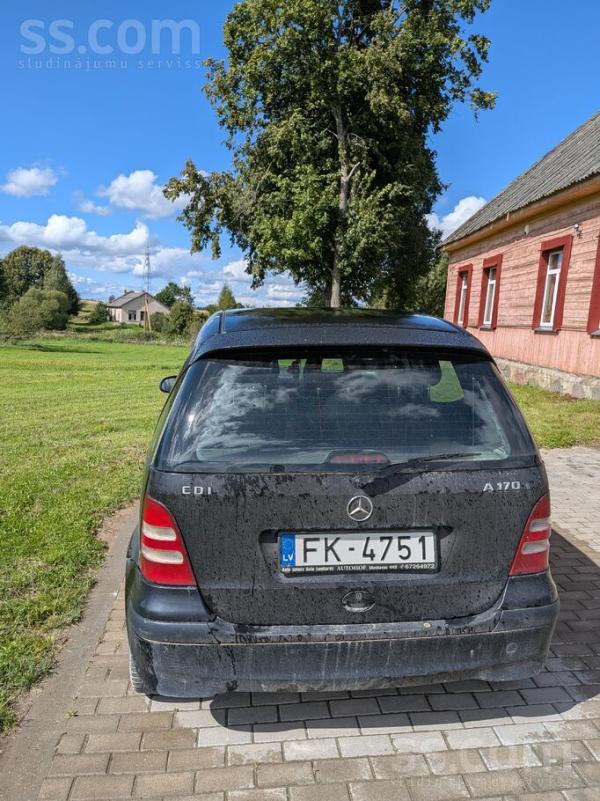 Melns Mercedes-Benz A 170 2003 Rēzekne, ar dzinēja tilpumu 1.70 L un nobraukumu 288 tūkst. km par 450 €, foto 3 vietnē AUTOMOTO.COM.LV