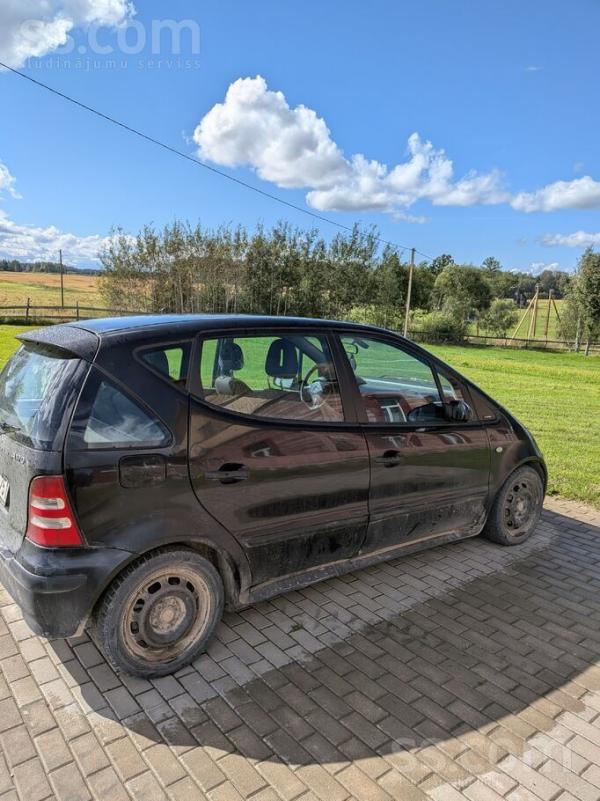 Melns Mercedes-Benz A 170 2003 Rēzekne, ar dzinēja tilpumu 1.70 L un nobraukumu 288 tūkst. km par 450 €, foto 4 vietnē AUTOMOTO.COM.LV