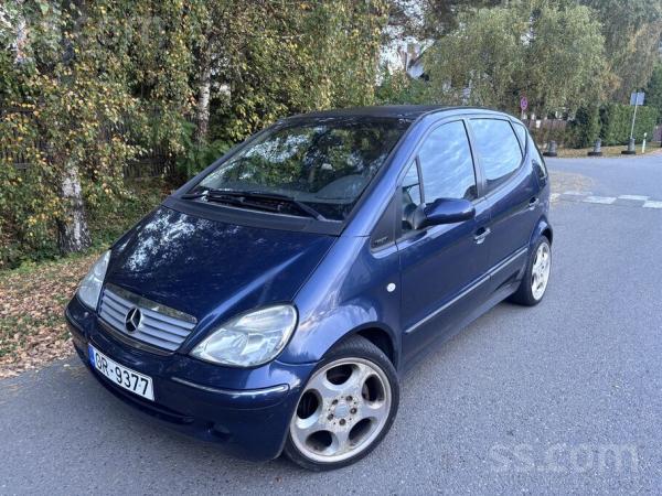 Мерседес А 170 2001 в Рига на AUTOMOTO.COM.LV Синий Мерседес А 170 2001 в Рига, объемом двигателя 1.70 л и пробегом 230 тыс. км за 1390 €, фото 1 на AUTOMOTO.COM.LV