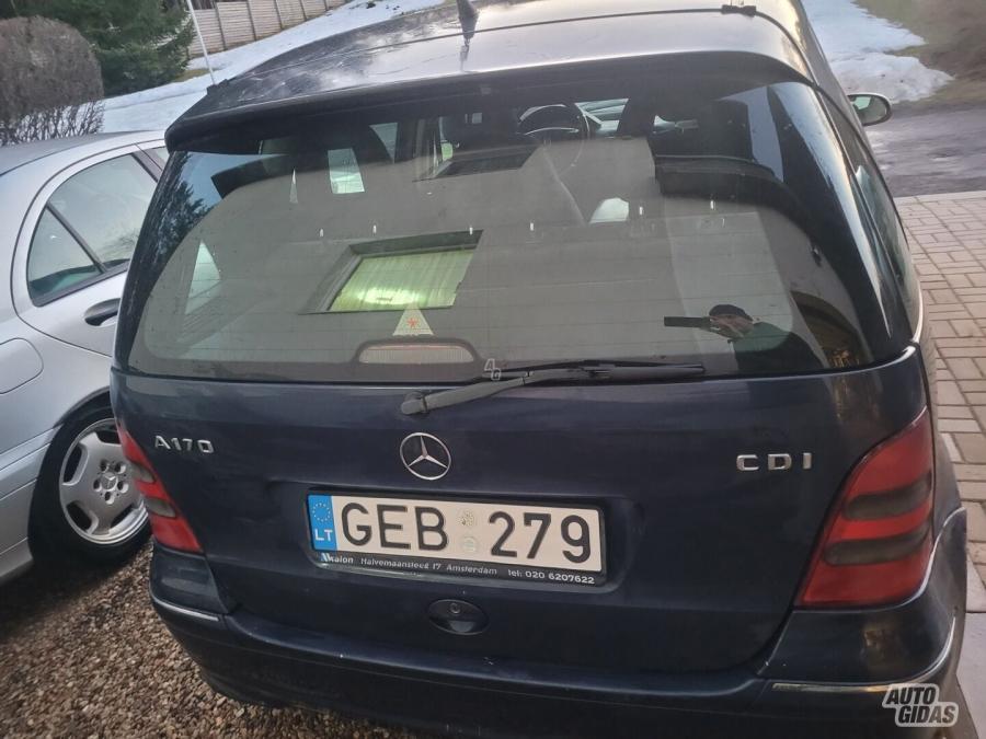 Blue Mercedes-Benz A 170 2003 in Vilnius, with an engine capacity of 1.70 L and mileage of 300 thousand km for 500 €, photo 3 on AUTOMOTO.COM.LV