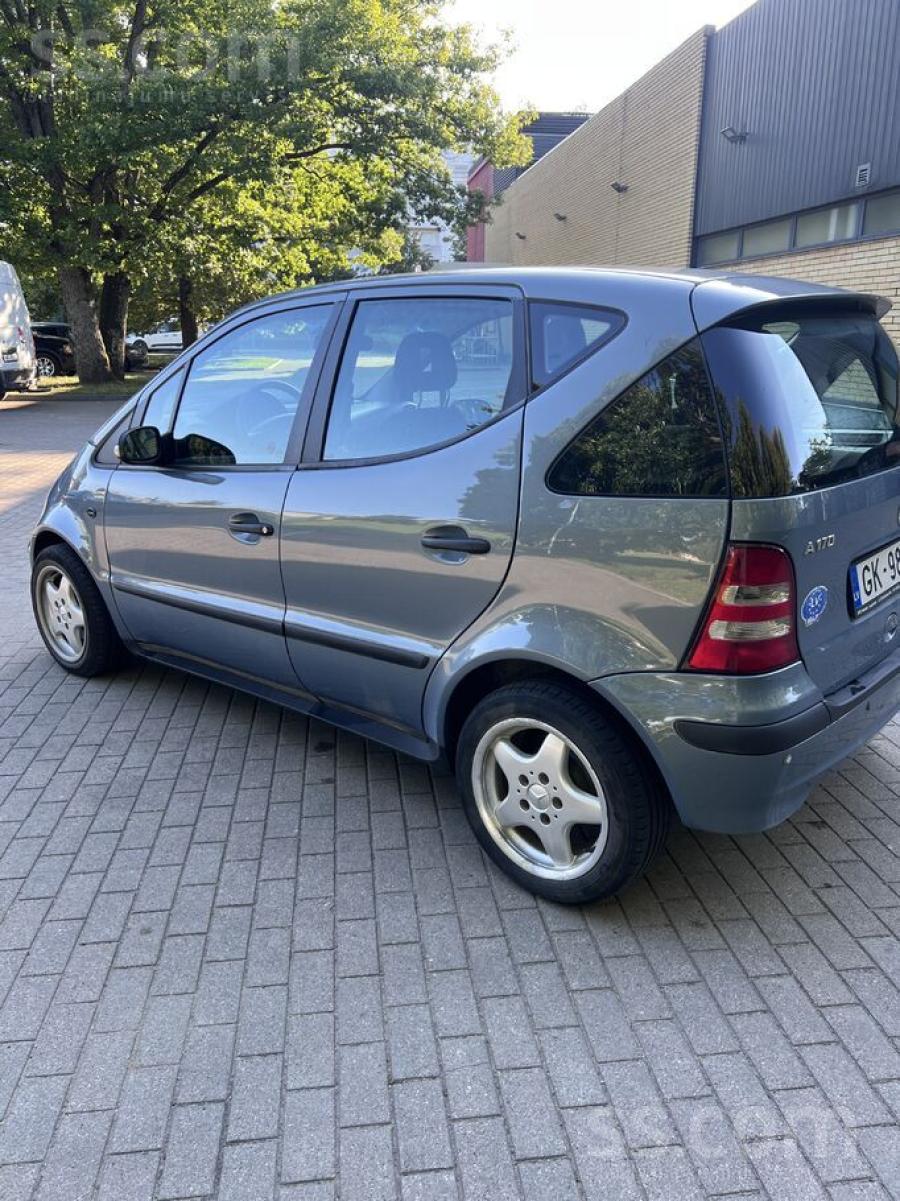 Zils Mercedes-Benz A 170 2003 Kuldīga, ar dzinēja tilpumu 1.70 L un nobraukumu 88 tūkst. km par 1800 €, foto 3 vietnē AUTOMOTO.COM.LV