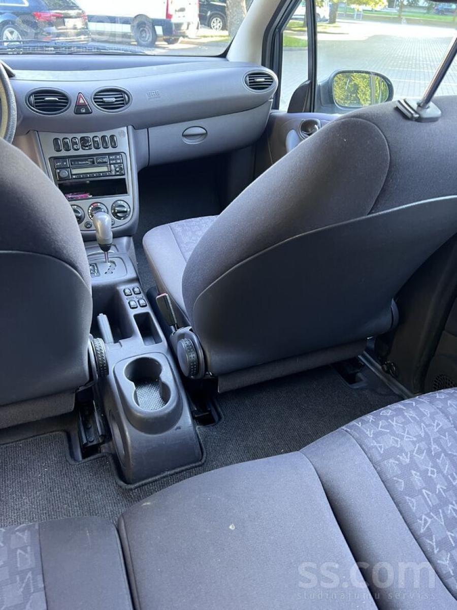 Zils Mercedes-Benz A 170 2003 Kuldīga, ar dzinēja tilpumu 1.70 L un nobraukumu 88 tūkst. km par 1800 €, foto 6 vietnē AUTOMOTO.COM.LV