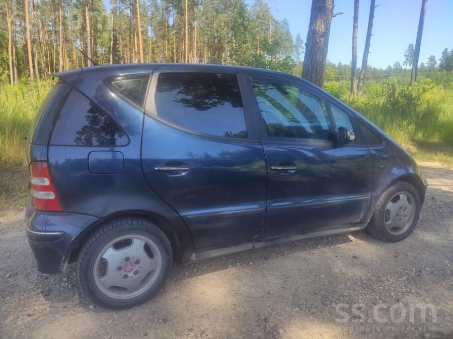 Синий Мерседес А 170 2004 в Рига, объемом двигателя 1.70 л и пробегом 308 тыс. км за 600 €, фото 4 на AUTOMOTO.COM.LV