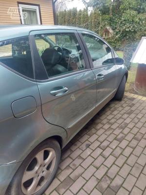 Zils Mercedes-Benz A 170 2006 Marijampole, ar dzinēja tilpumu 1.70 L un nobraukumu 270 tūkst. km par 700 €, foto 3 vietnē AUTOMOTO.COM.LV