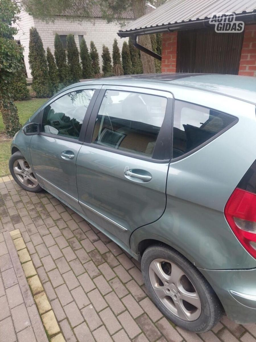 Zils Mercedes-Benz A 170 2006 Marijampole, ar dzinēja tilpumu 1.70 L un nobraukumu 270 tūkst. km par 700 €, foto 7 vietnē AUTOMOTO.COM.LV