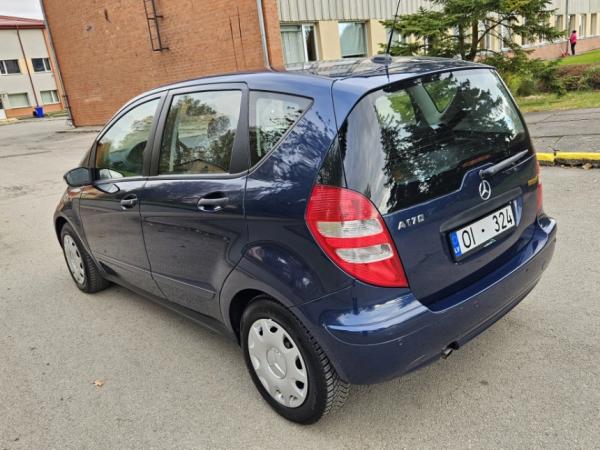 Blue Mercedes-Benz A 170 2006 in Riga, with an engine capacity of 1.70 L and mileage of 185 thousand km for 2990 €, photo 8 on AUTOMOTO.COM.LV