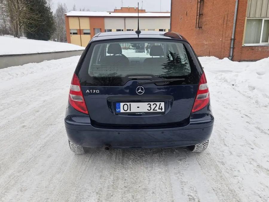 Blue Mercedes-Benz A 170 2006 in Jekabpils, with an engine capacity of 1.70 L and mileage of 185 thousand km for 2690 €, photo 7 on AUTOMOTO.COM.LV